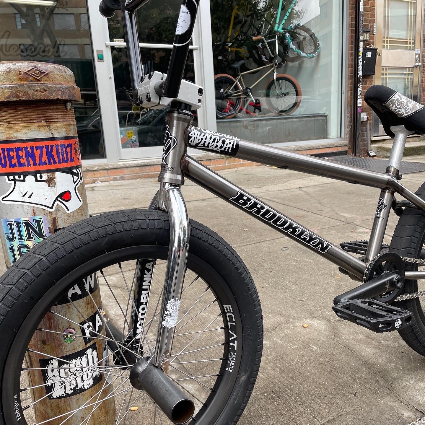 Custom BMX Bikes — Meseroll