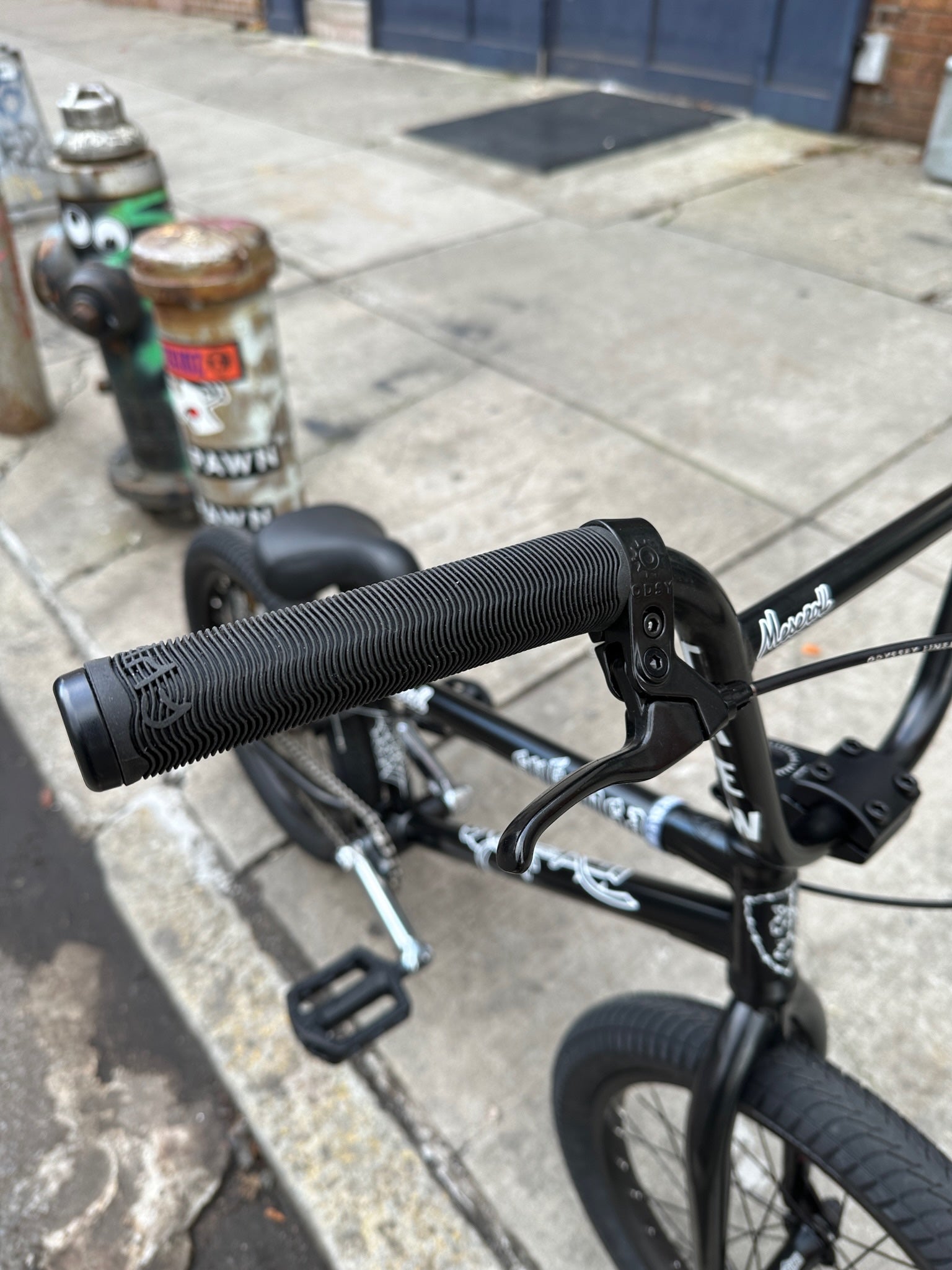 Custom BMX Bikes — Meseroll